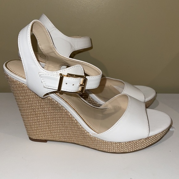 Jessica Simpson | Shoes | Brand New Jessica Simpson White Wedges 9 ...